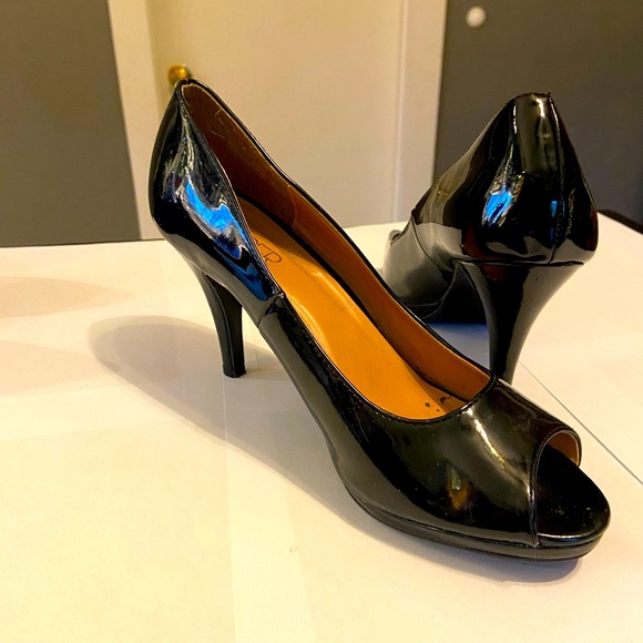 Kasper | Shoes | Kasper Womans Heals Size | Poshmark